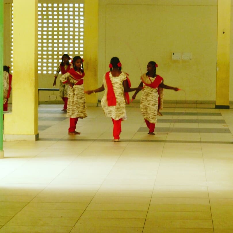 India 4 – Aprender la chispa